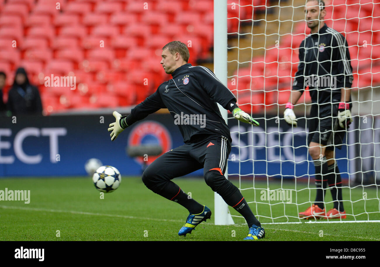 Wembley, London, UK. 24th May 2013. Munich's goalkeeper Manuel Neuer in ...