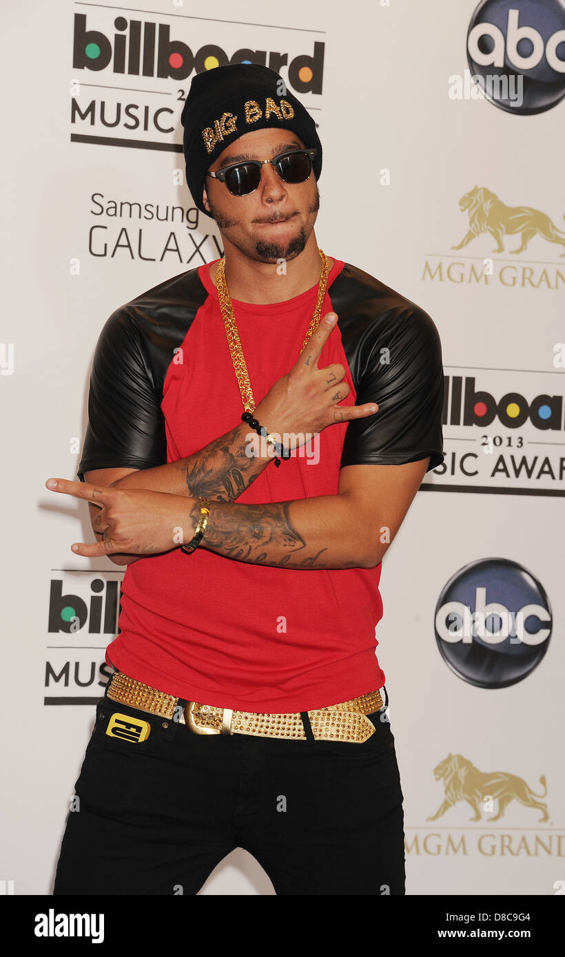 Skyblu hi-res stock photography and images - Alamy