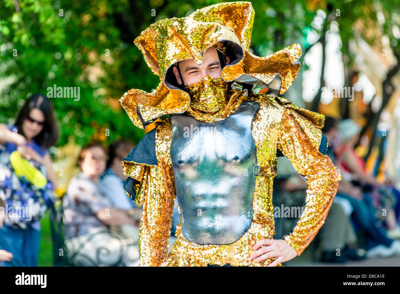 Moscow people mask hi-res stock photography and images - Alamy