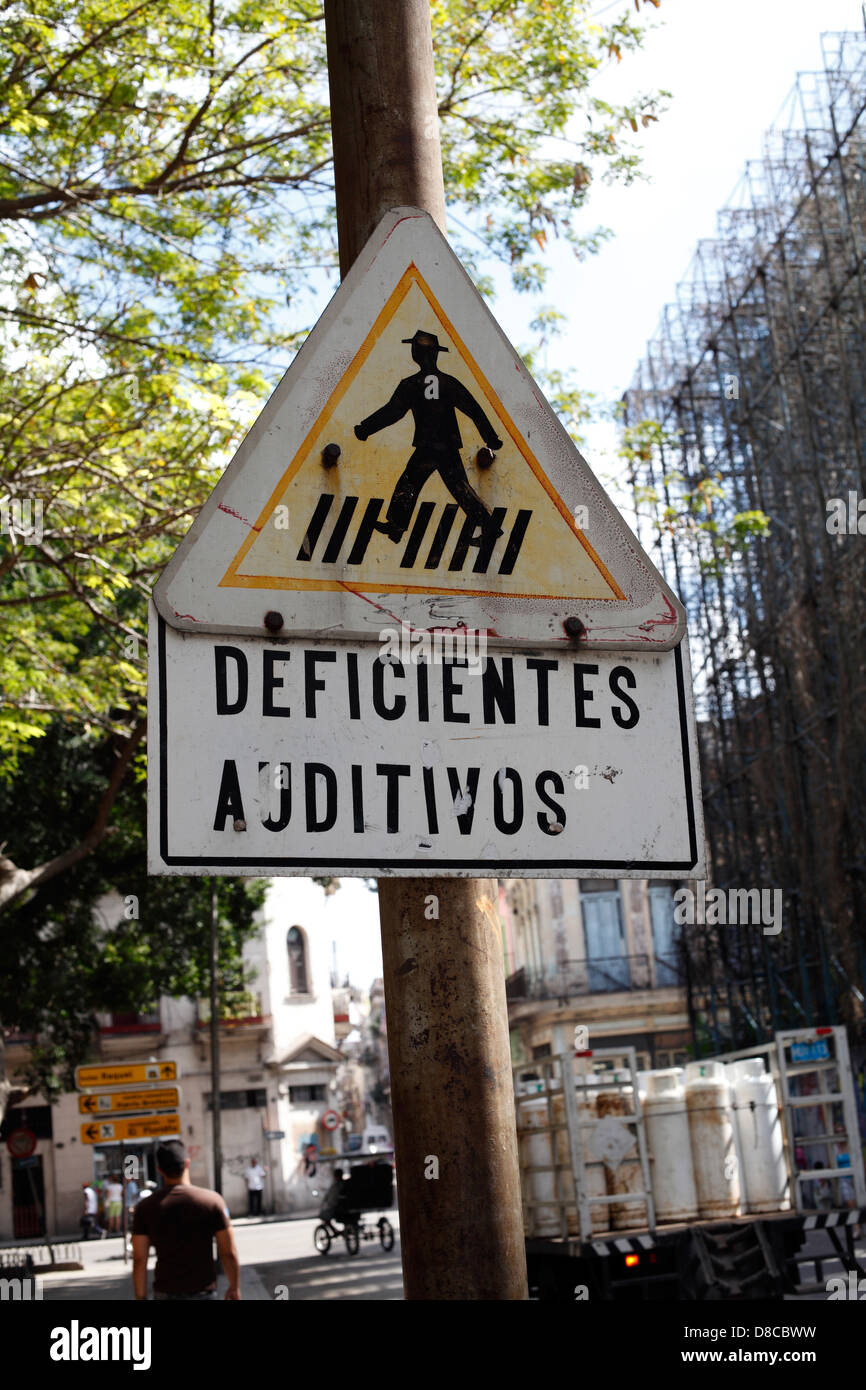 Pedestrian Crossing Road Sign In Havana Cuba Stock Photo - Alamy