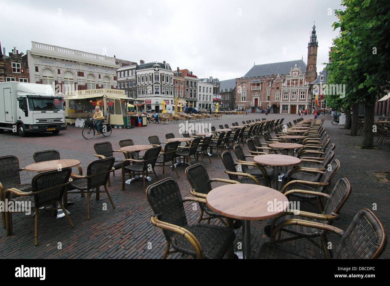 Market square in haarlem hi-res stock photography and images - Alamy