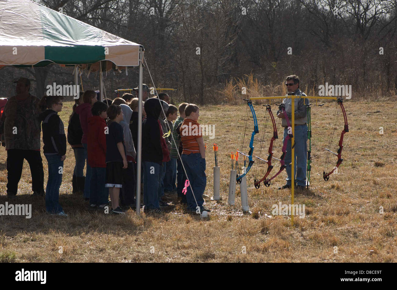 Team building activity leader hi-res stock photography and images - Alamy