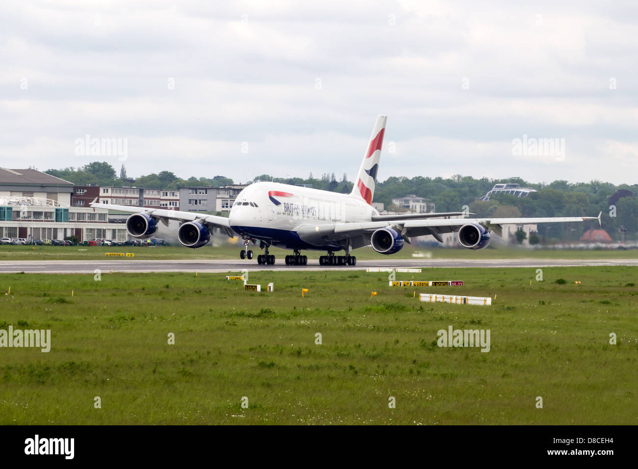 Airbus a380 flight test aircraft hi-res stock photography and images ...