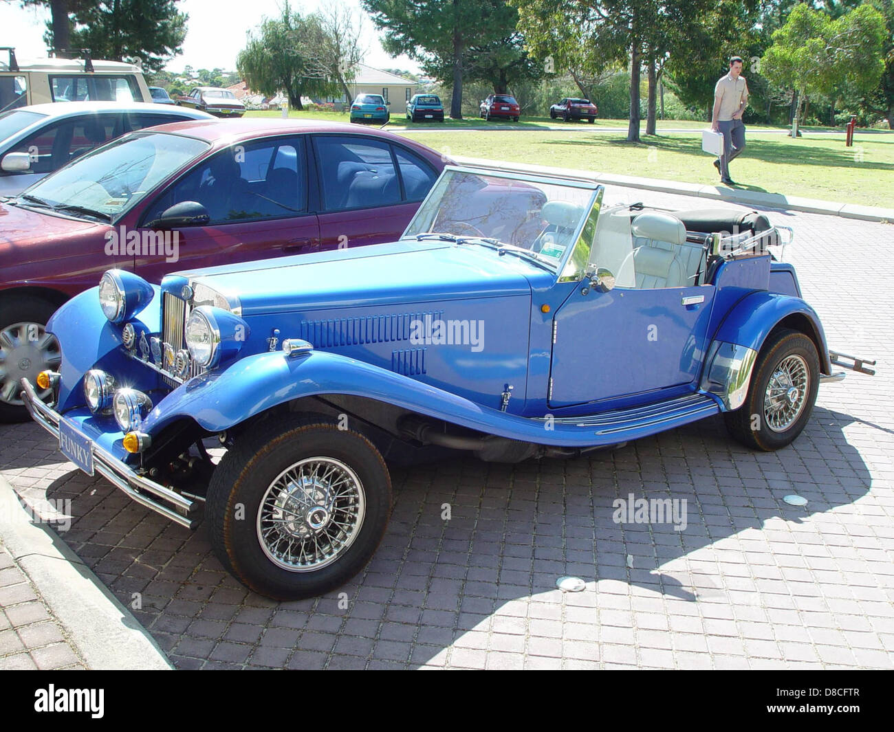 Bentley roadster hi-res stock photography and images - Alamy