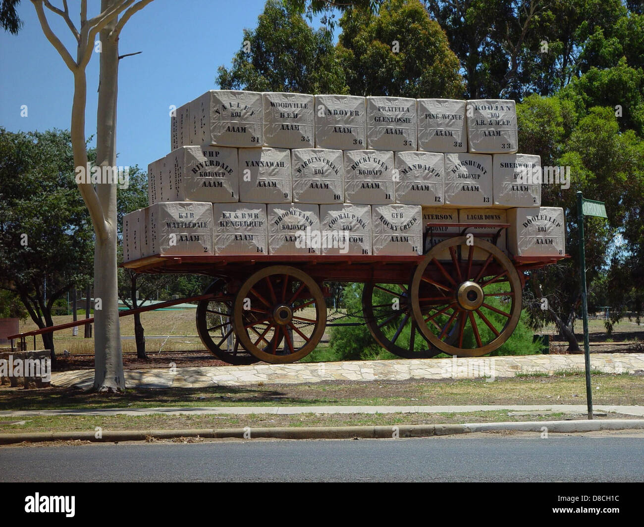 Stock bales hi-res stock photography and images - Alamy
