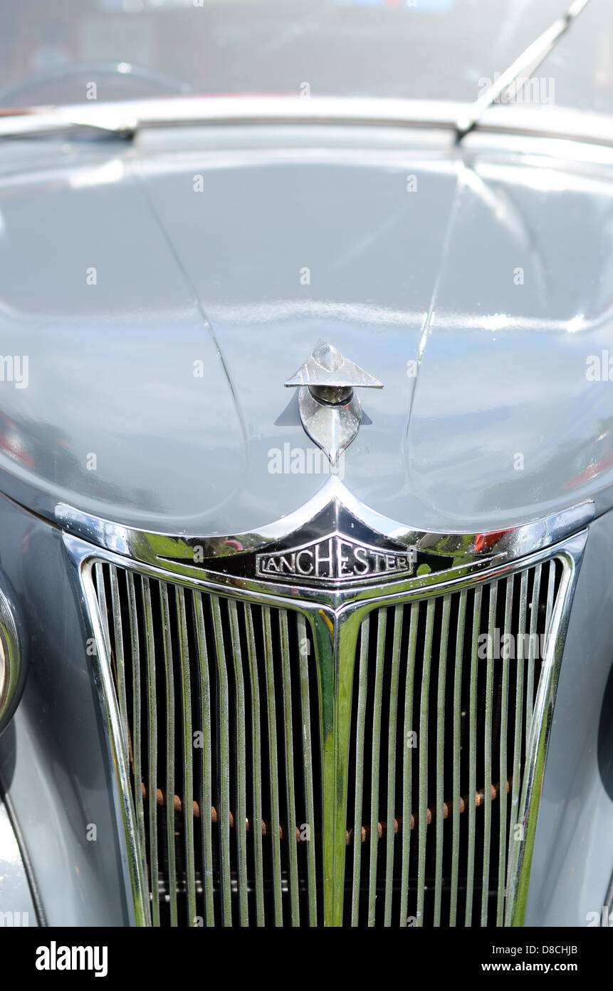 Old lanchester car hi-res stock photography and images - Alamy