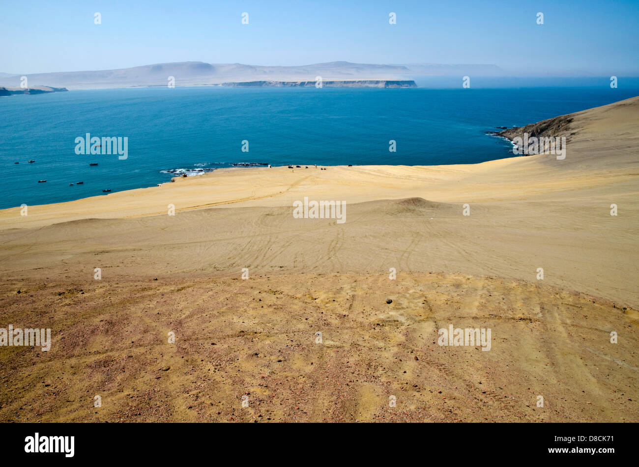 Paracas National reserve. Paracas peninsula Stock Photo - Alamy