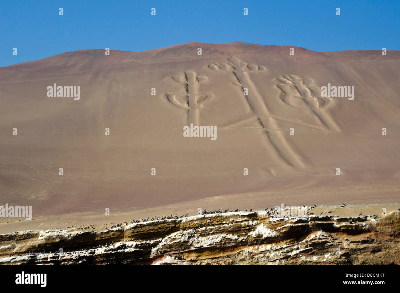 Paracas National Reserve. Paracas Candelabro geoglyph. Paracas culture ...