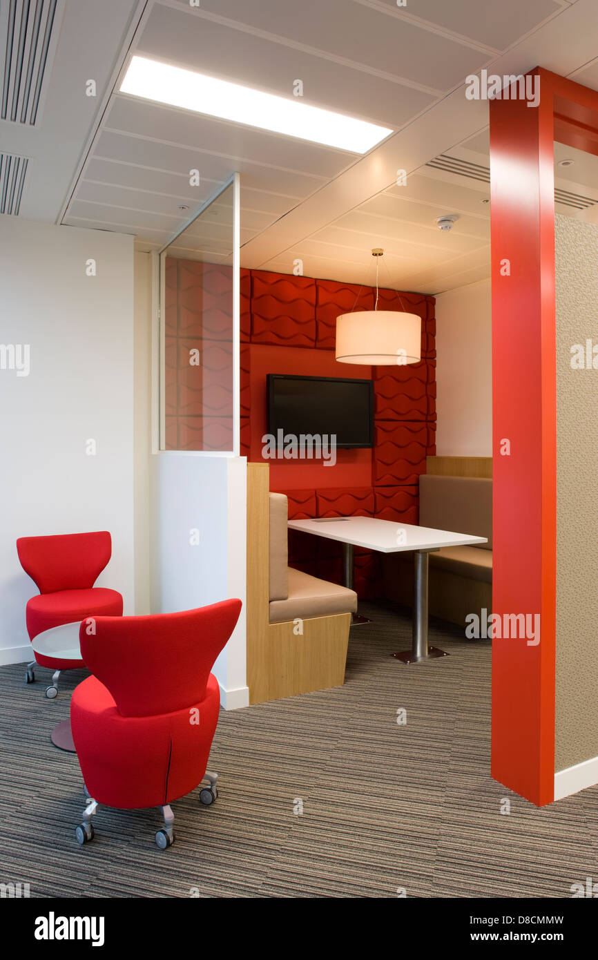 Office interior kitchen staff room hi-res stock photography and images ...