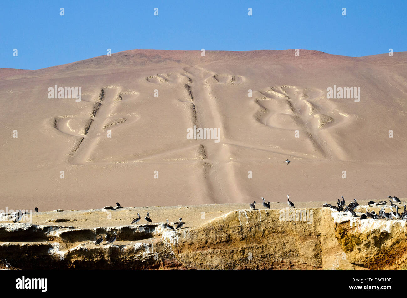 Paracas National Reserve. Paracas Candelabro geoglyph. Paracas culture ...