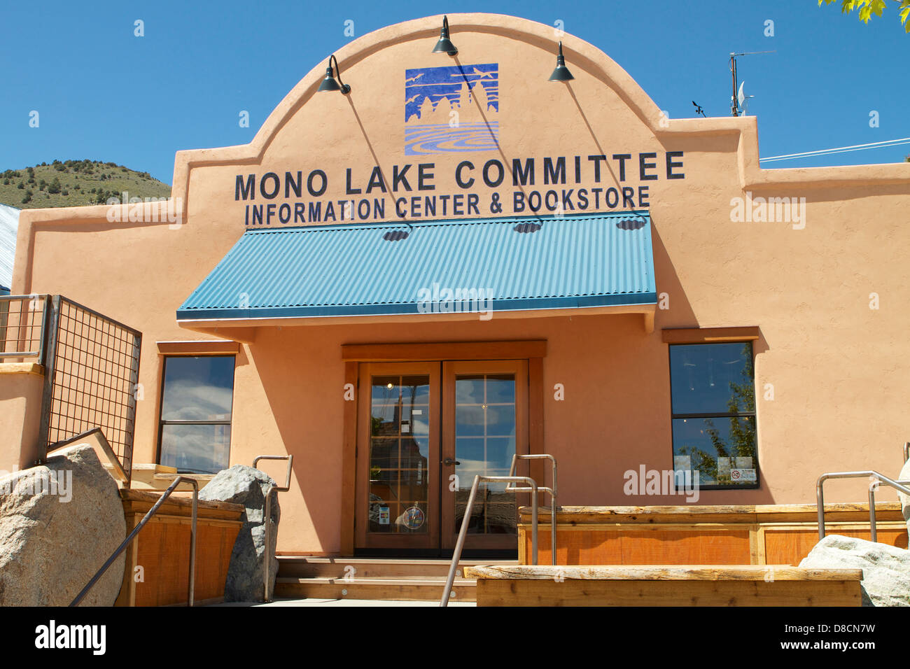 Mono lake visitor hi-res stock photography and images - Alamy