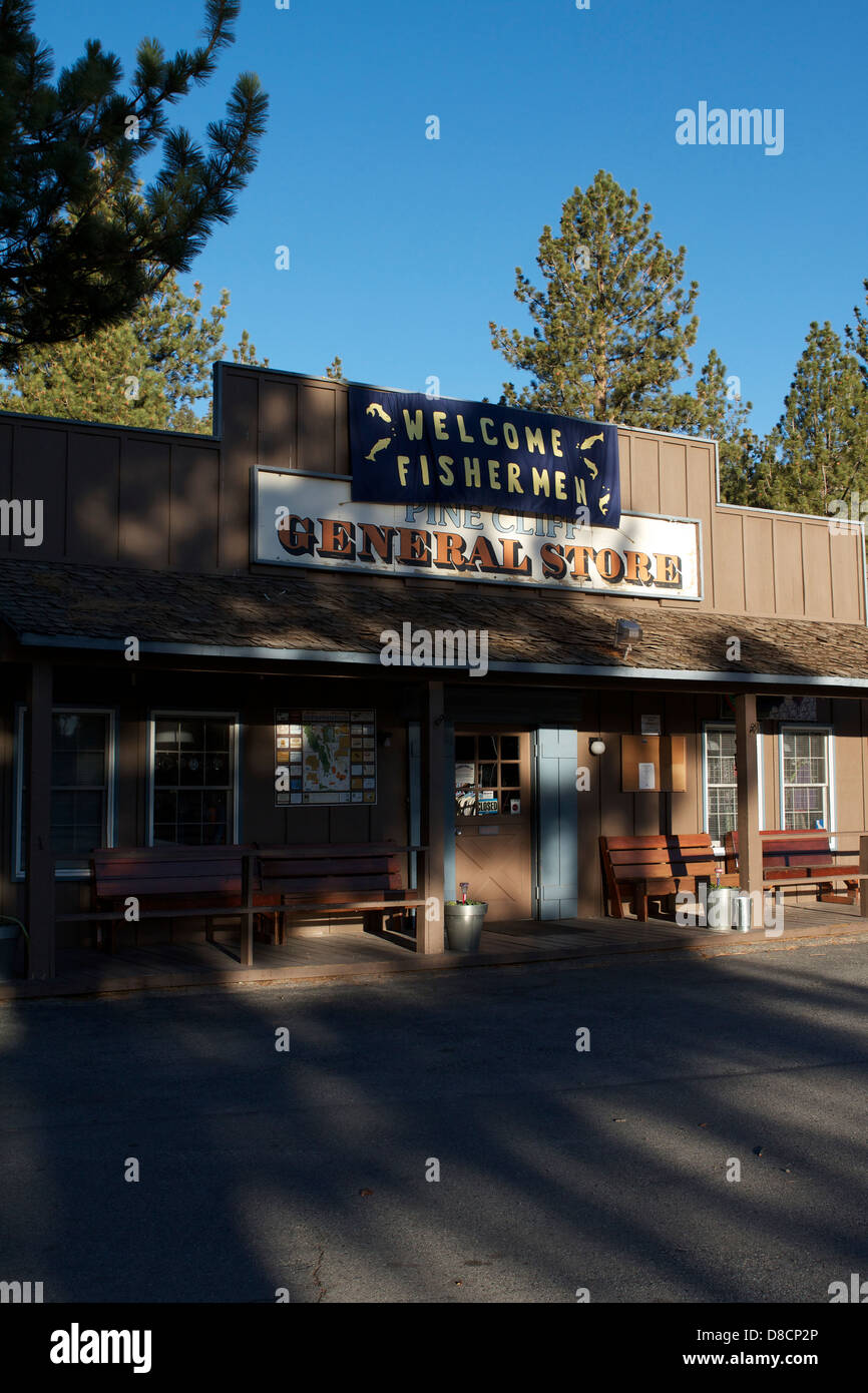 Pine Cliff Resort and rv park general store in June lake in the Sierra ...