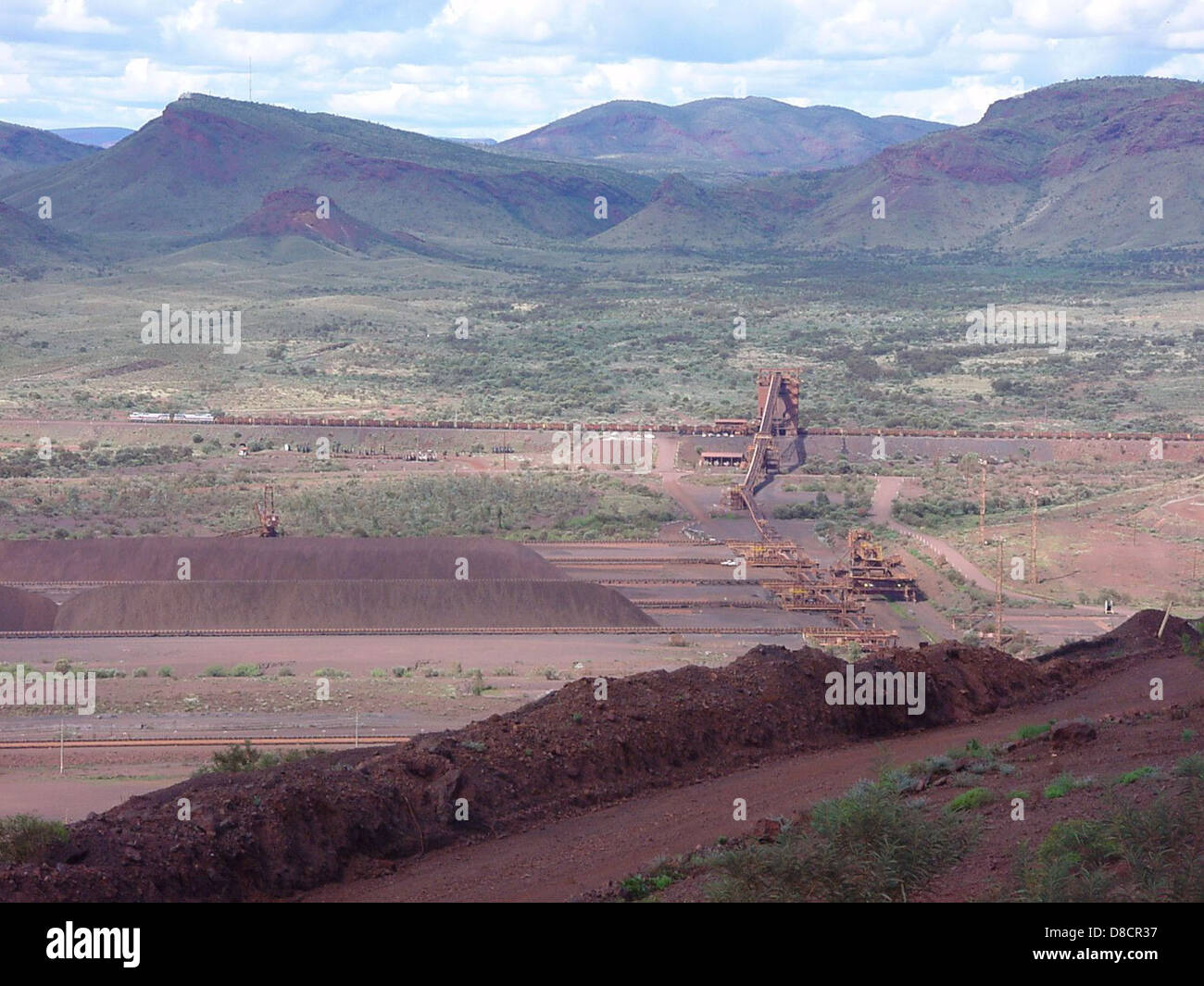 Iron ore processing hi-res stock photography and images - Alamy