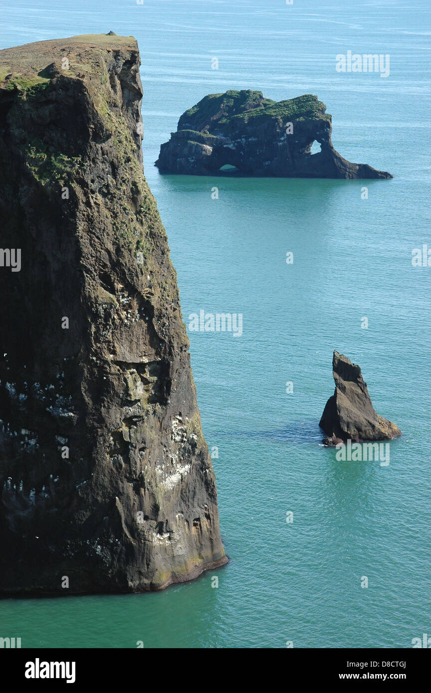 Spectacular cliffs with seabird colony at Dyrhólaey in South Iceland ...