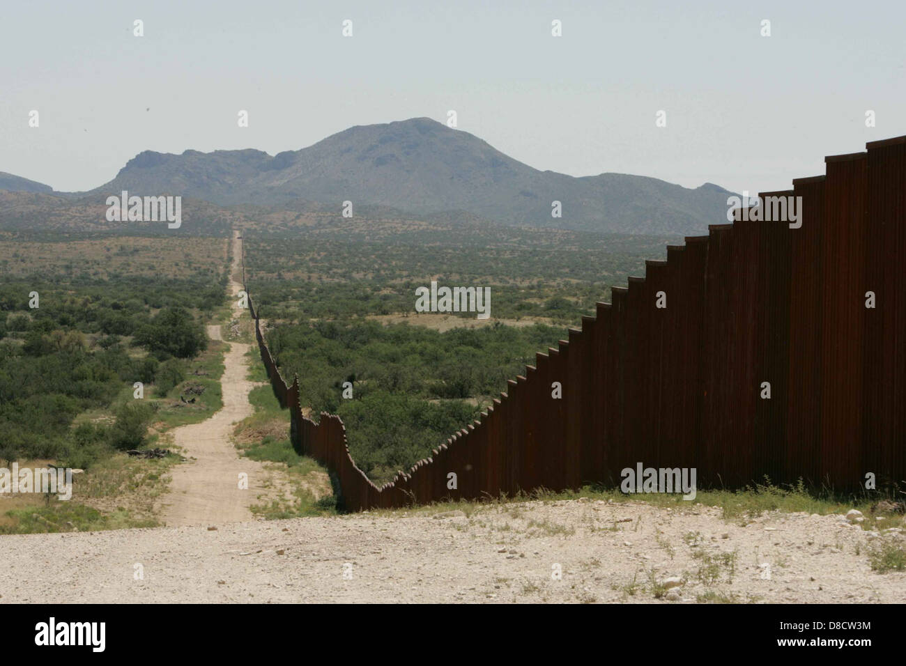 Fenced division hi-res stock photography and images - Alamy