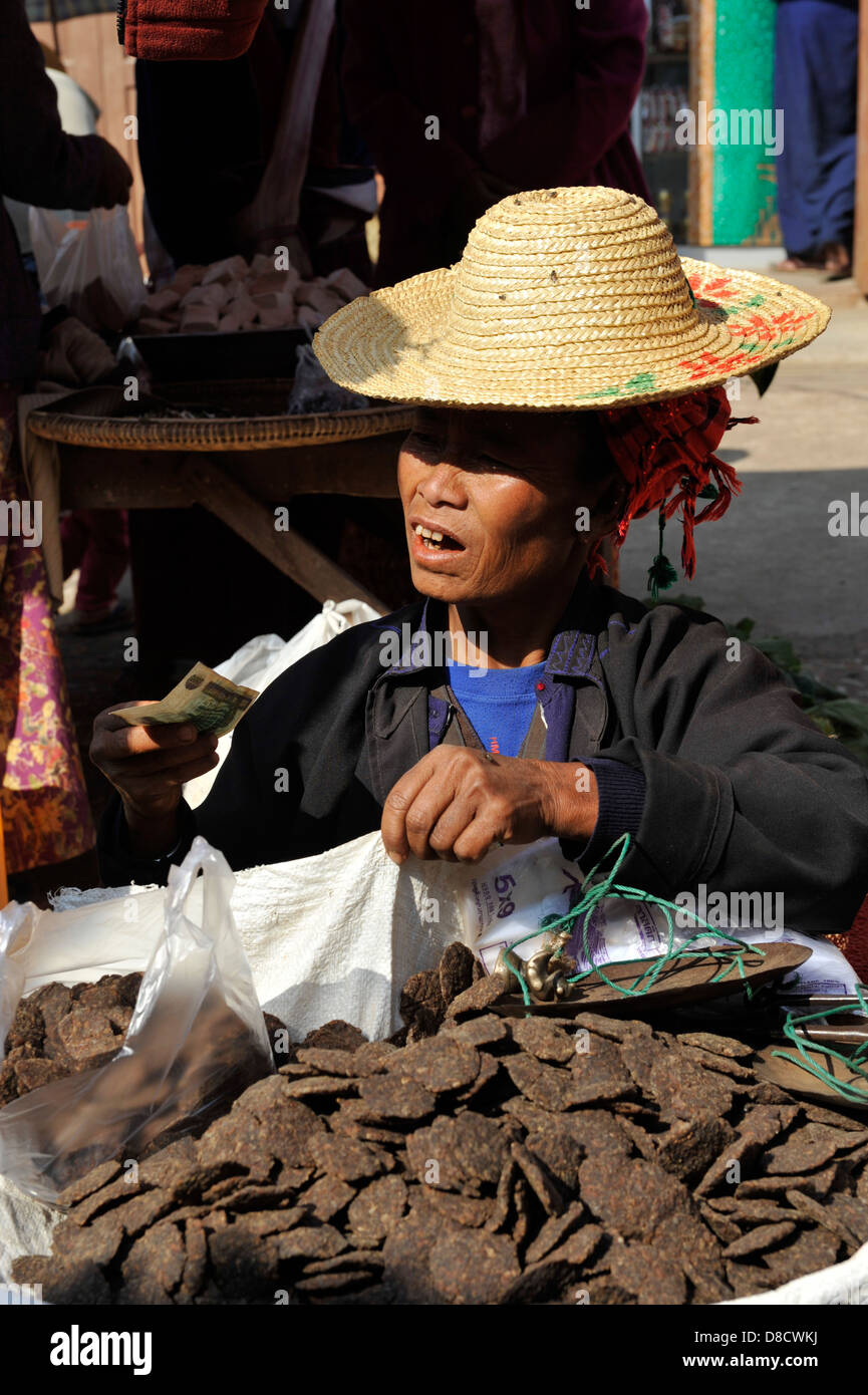 Aungban market hi-res stock photography and images - Alamy
