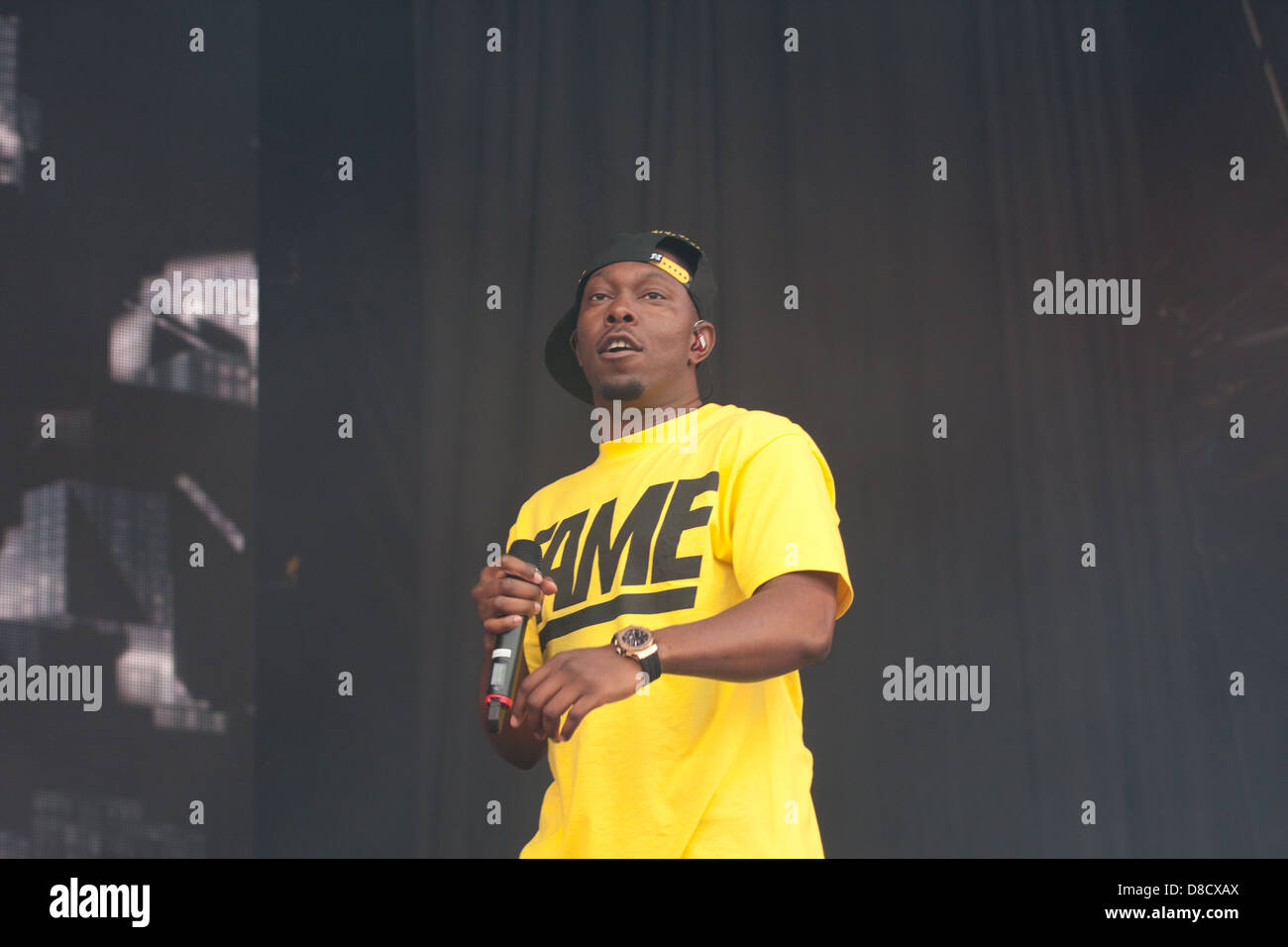 Dizzee rascal smile hi-res stock photography and images - Alamy