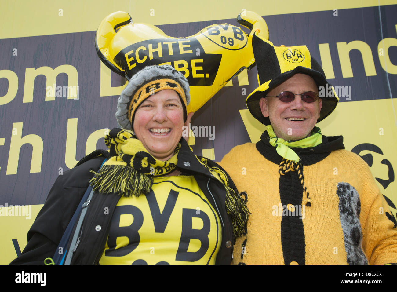 Fans of BVB Borussia Dortmund having a good time in Central London ...