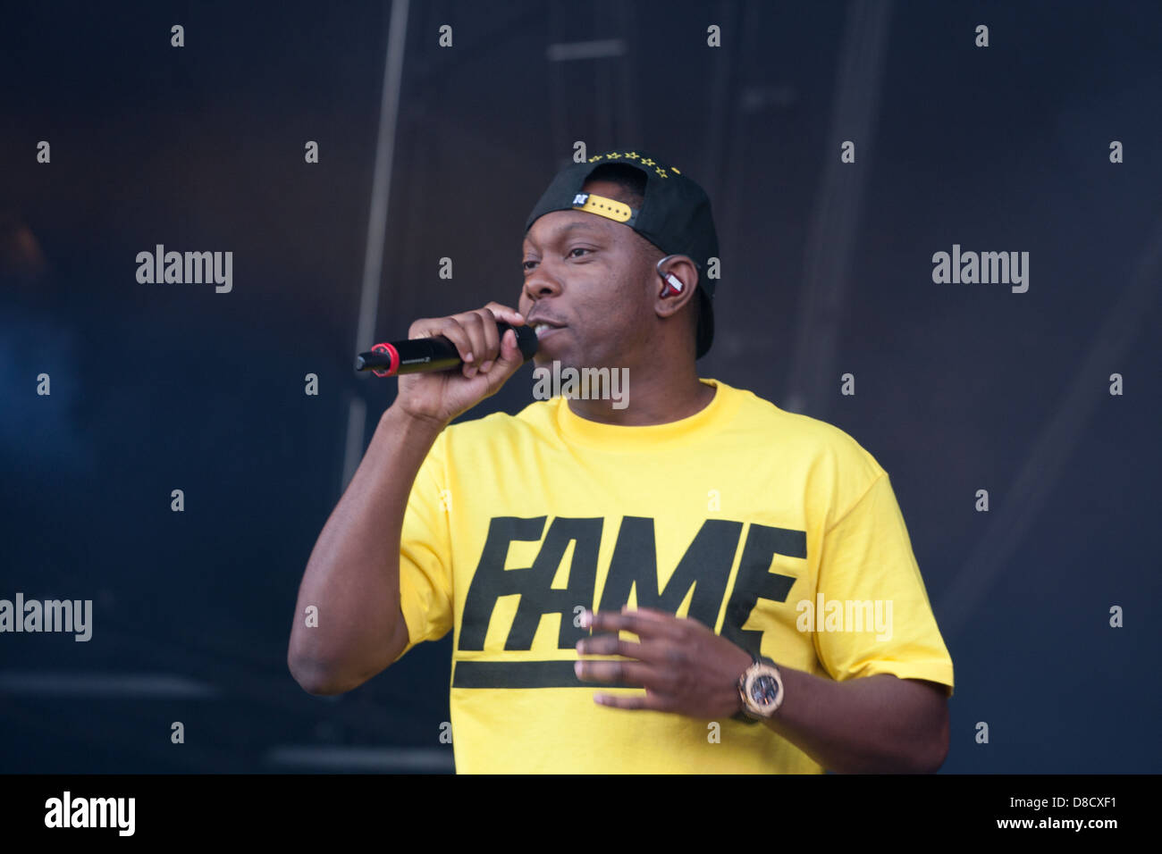 Dizzee rascal smile hi-res stock photography and images - Alamy