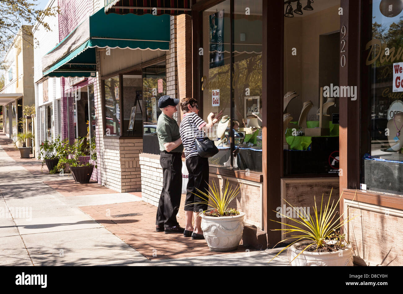 Couple Shopping on Front Street, Historic District, Georgetown, SC ...