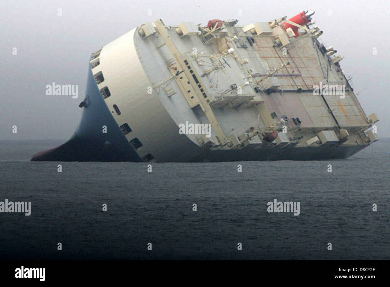 Ship navigation failure hi-res stock photography and images - Alamy