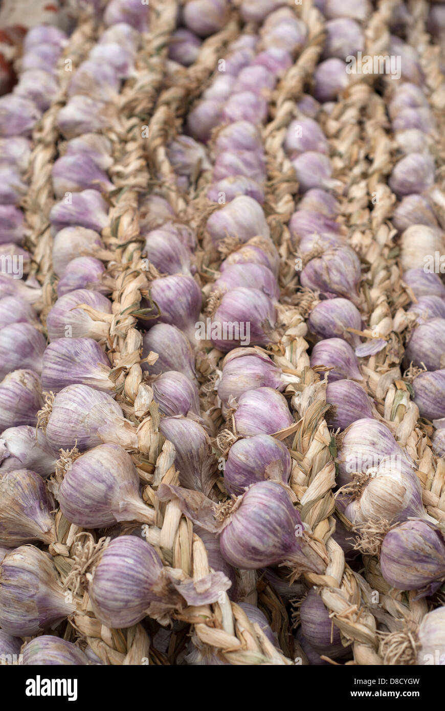 Strings Of Onions Stock Photos & Strings Of Onions Stock Images - Alamy