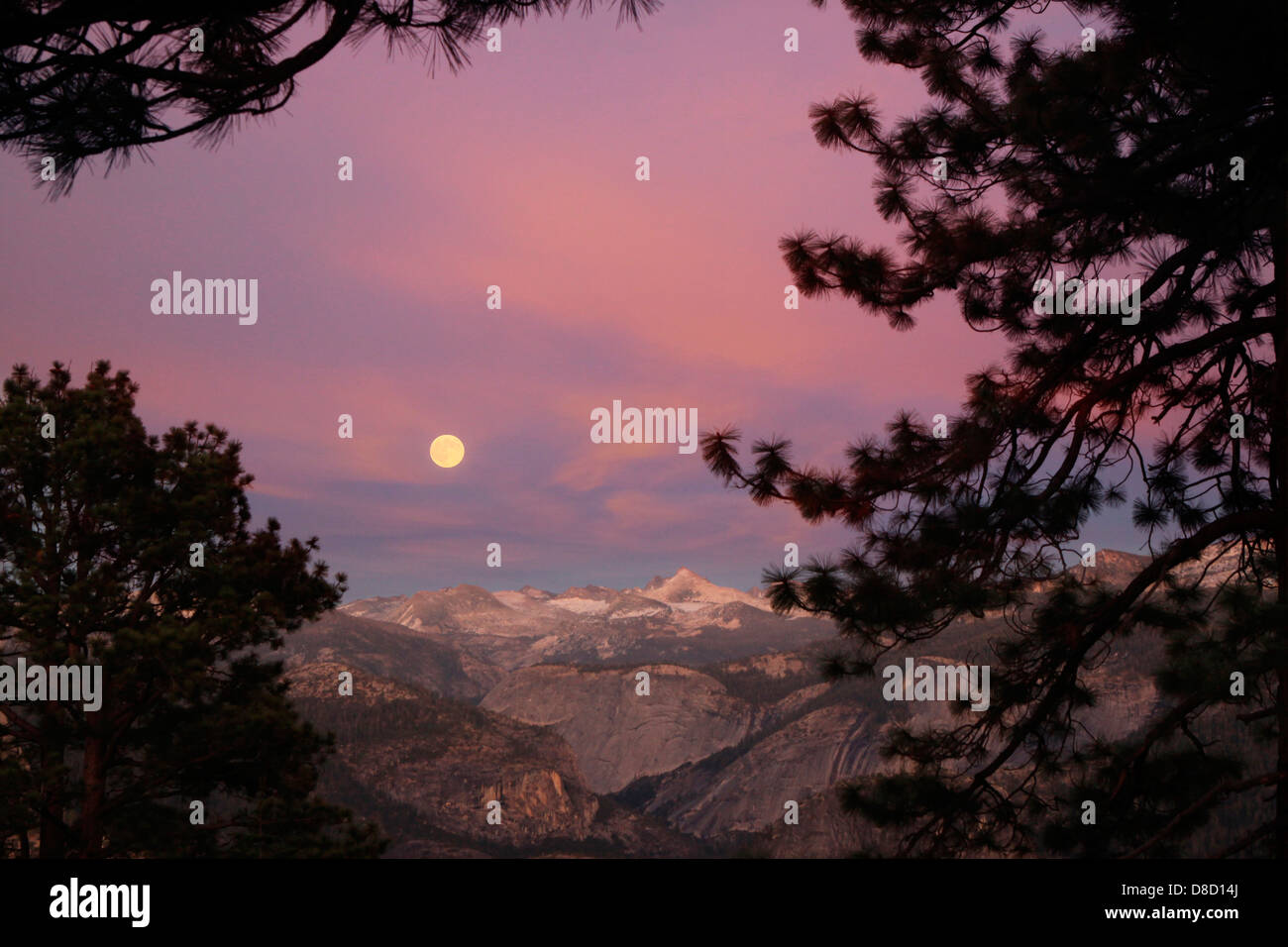 Haft Dome from Glacier Point, sunrise, Yosemite National Park ...