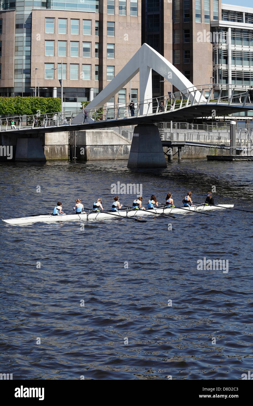 Glasgow university rowing team hi-res stock photography and images - Alamy