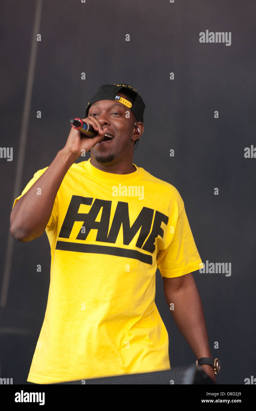 Dizzee rascal smile hi-res stock photography and images - Alamy
