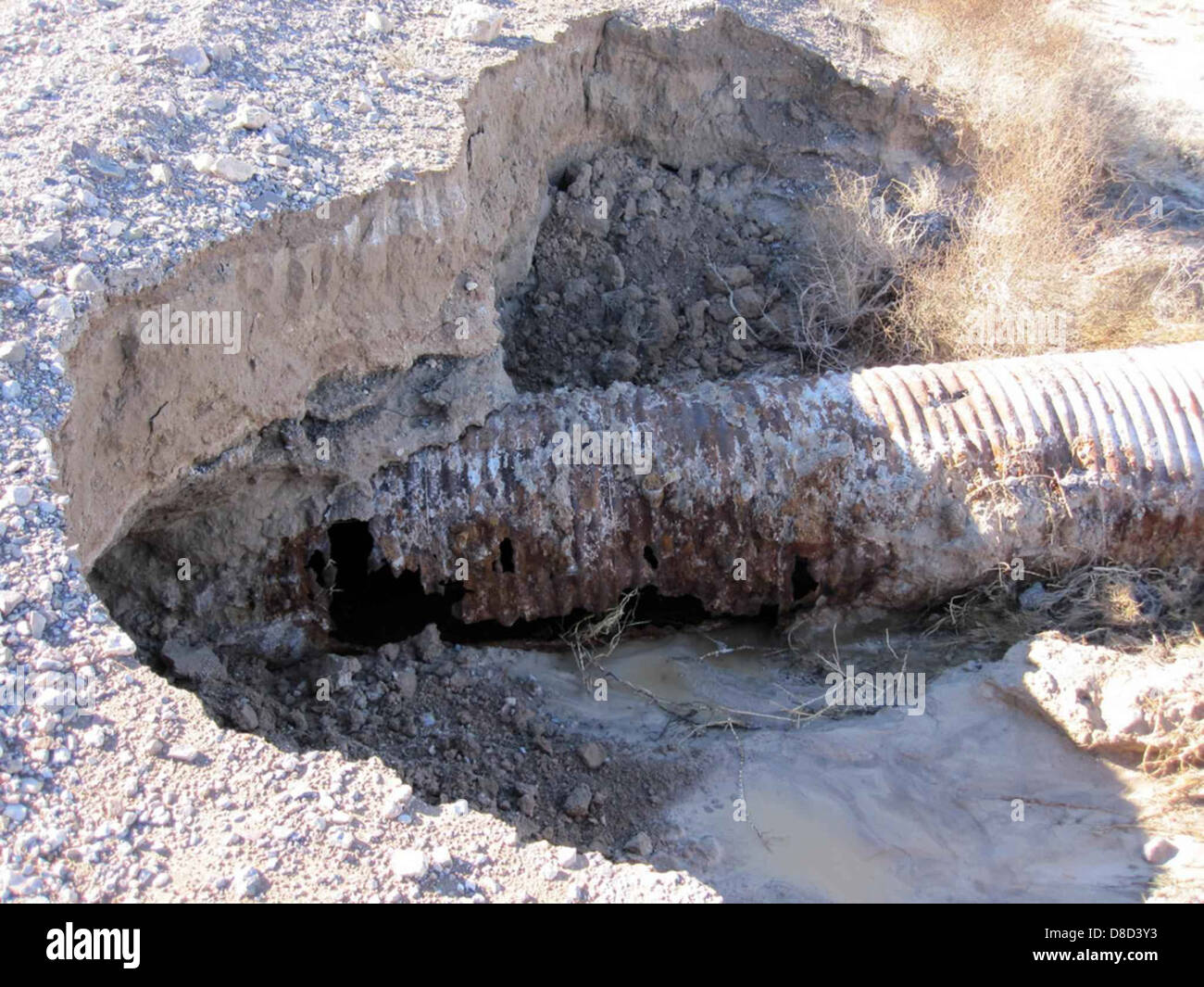Section washed out road hi-res stock photography and images - Alamy