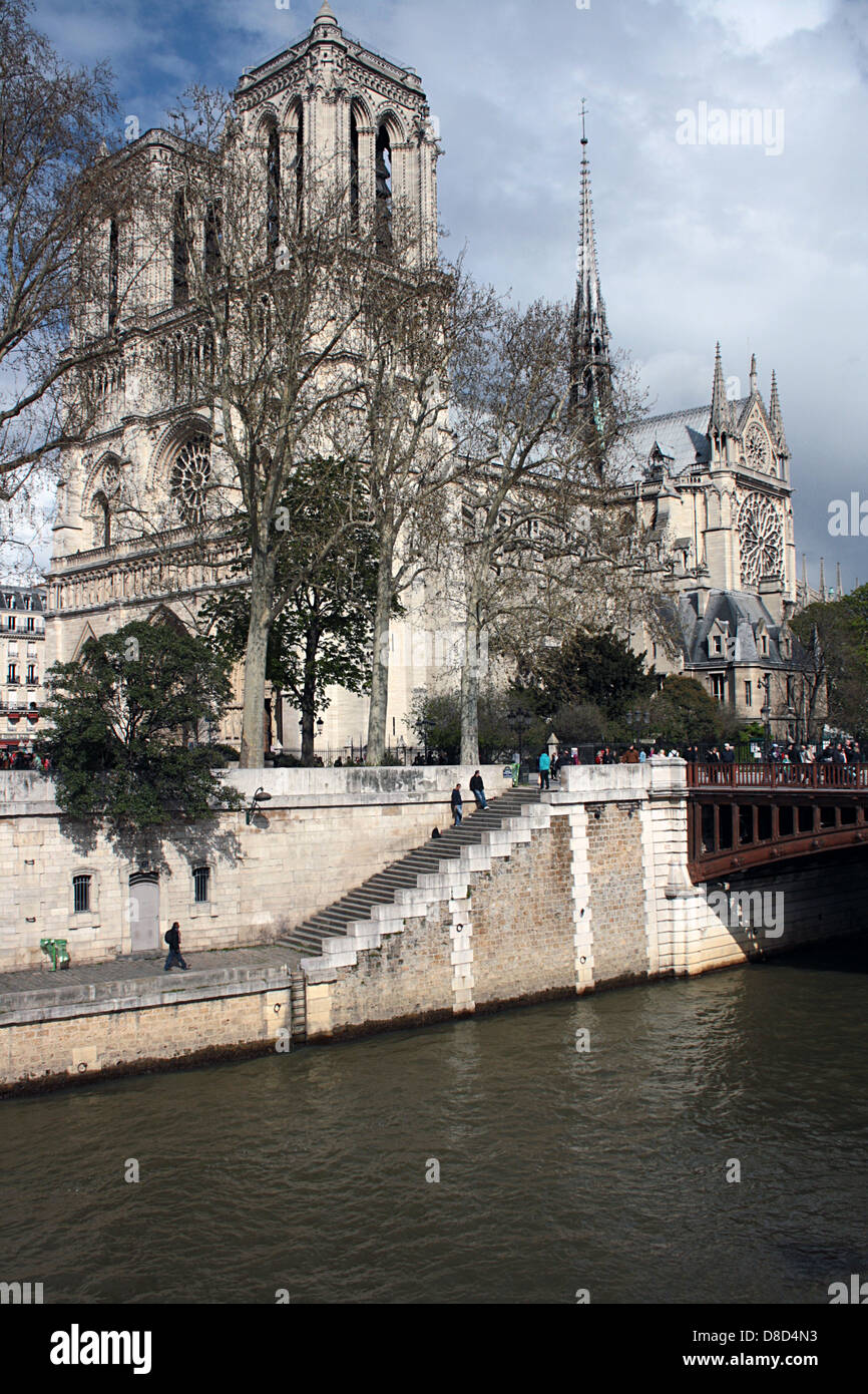 Notre dame paris front elevation hi-res stock photography and images ...