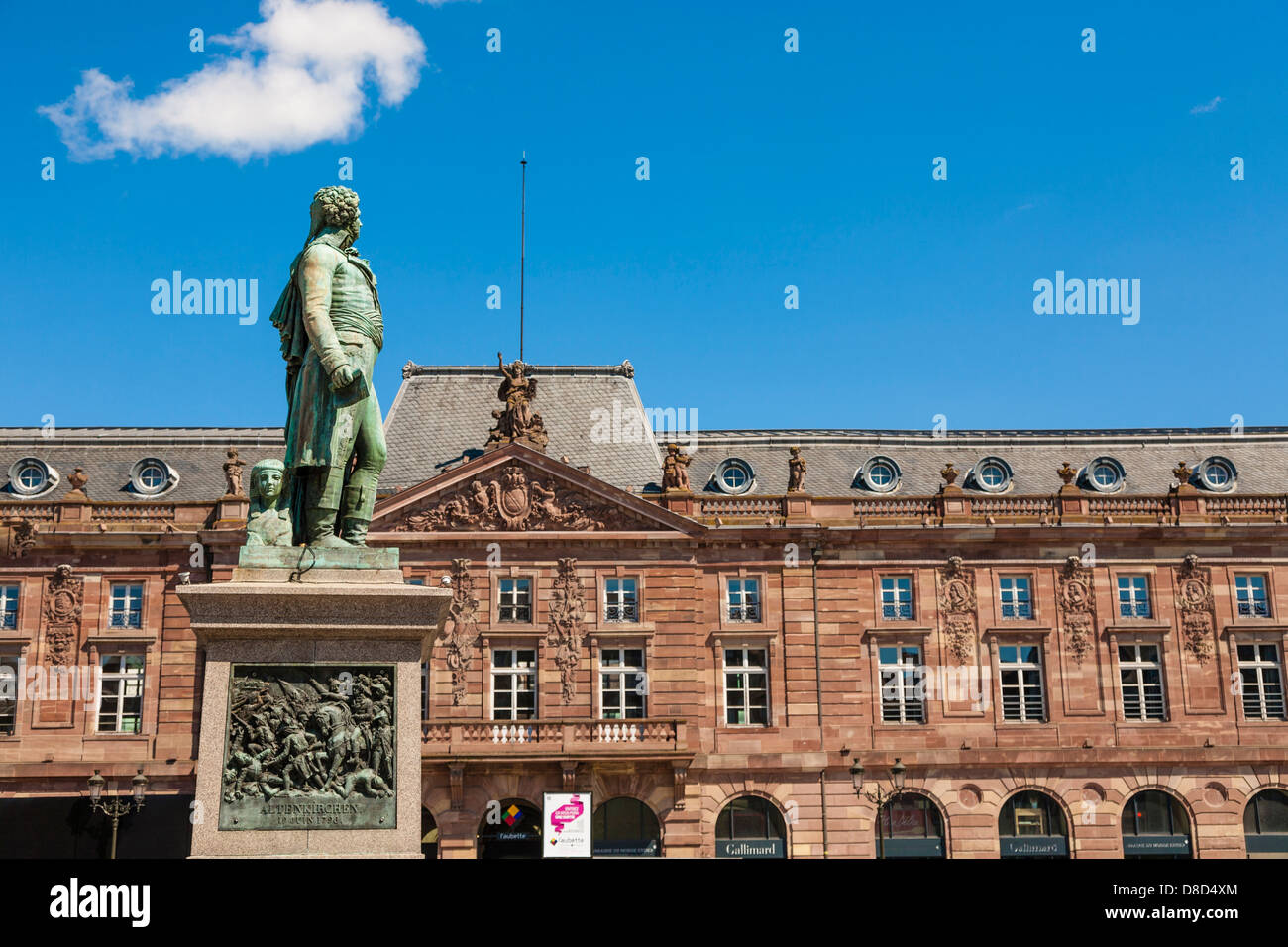 Kleber Monument on Place Kleber square wiht Aubette Palace Strasbourg ...