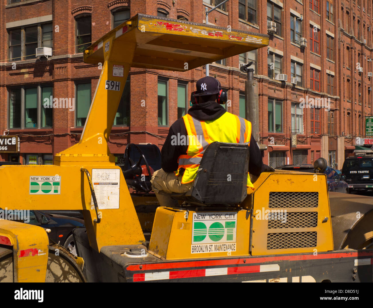 Contractors working ny department transportation hi-res stock ...
