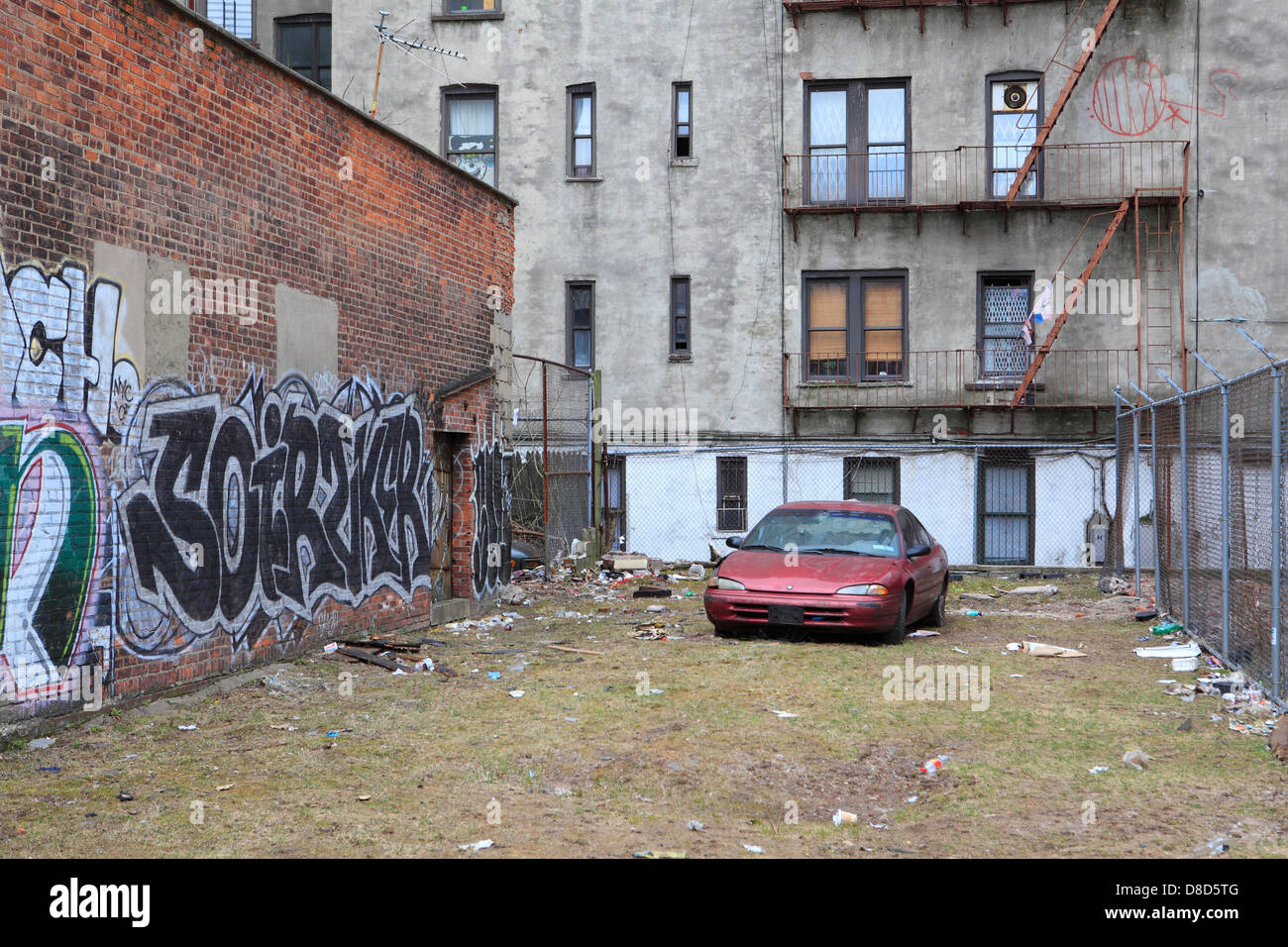Graffiti yard hi-res stock photography and images - Alamy