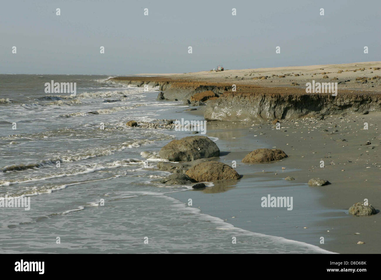 This image highlights the impact of rising ocean levels on coastal ...