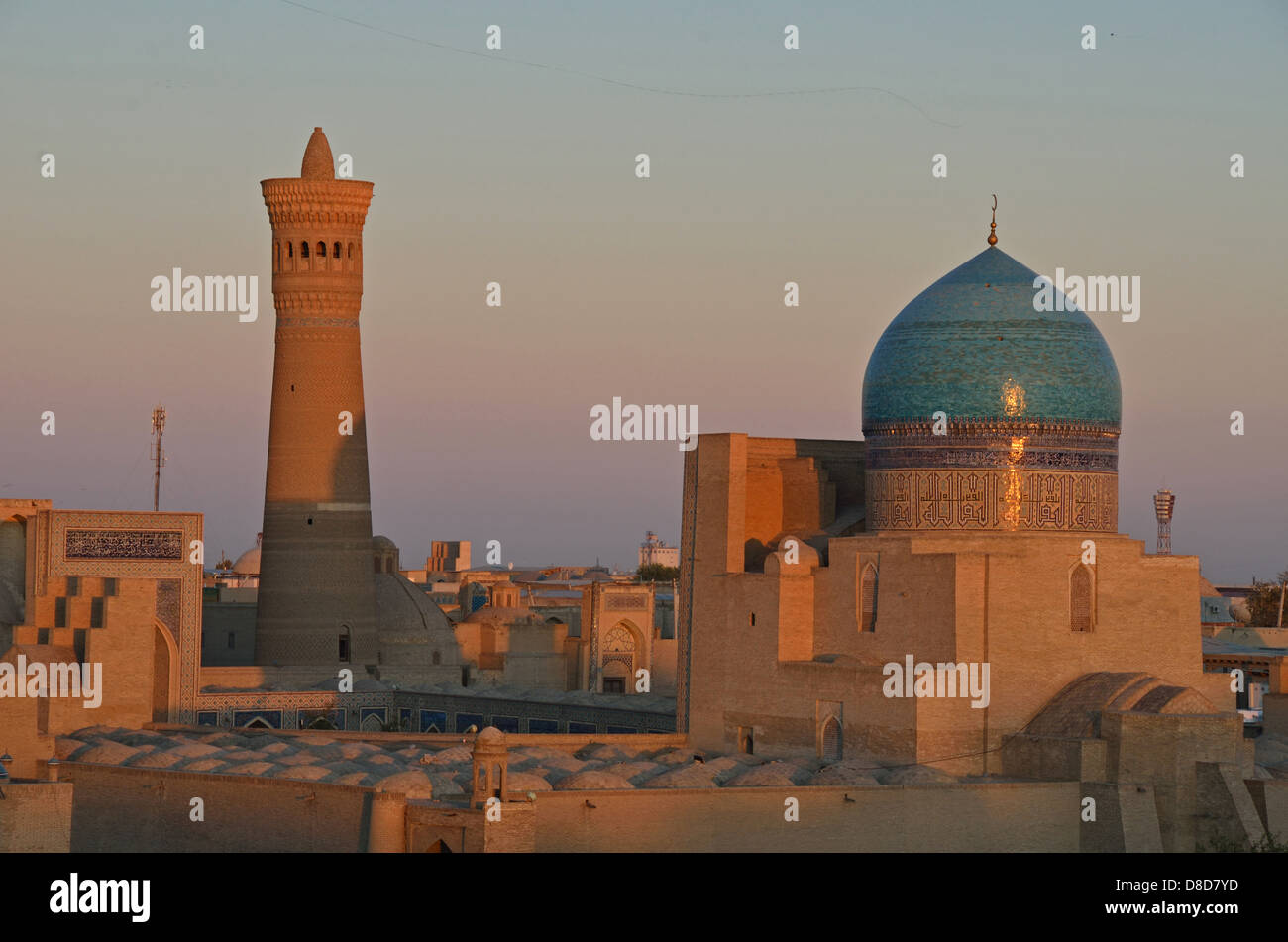 Kalon Minaret and Kalon Mosque in Bukhara Stock Photo - Alamy