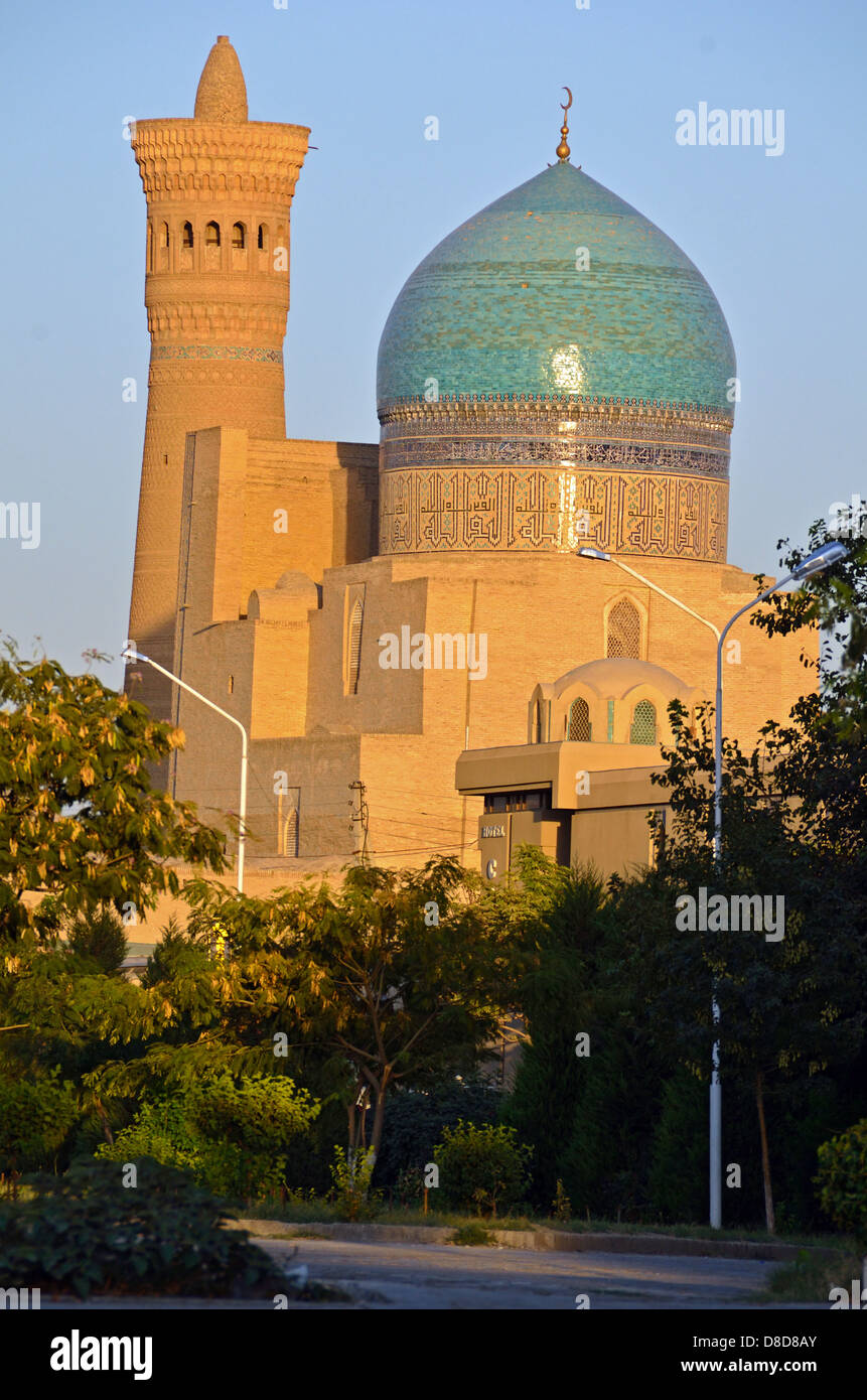 Kalon Minaret and Kalon Mosque in Bukhara Stock Photo - Alamy
