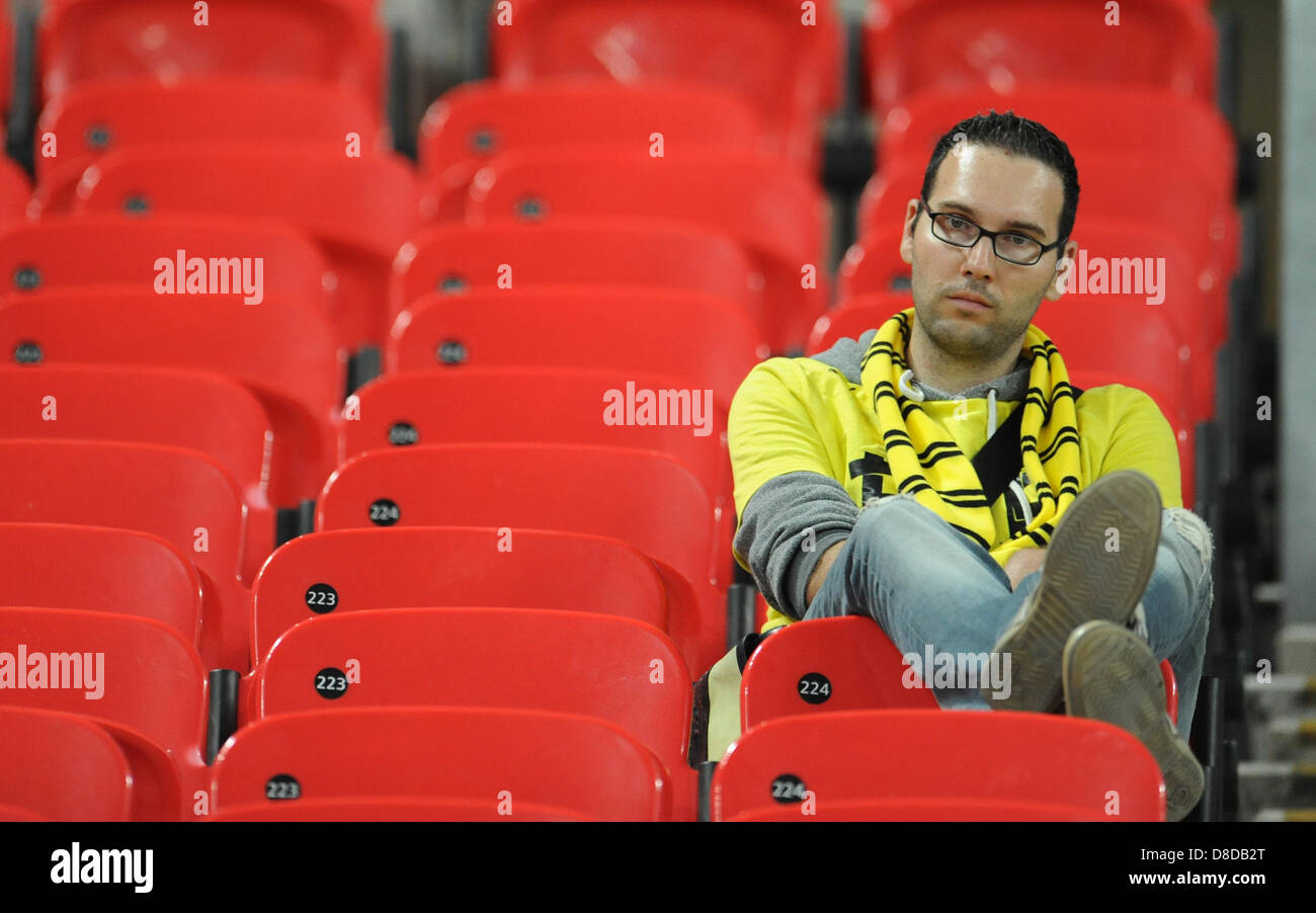 Dejected fan hi-res stock photography and images - Alamy