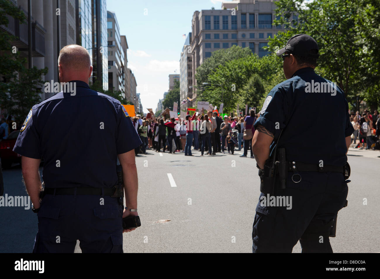 Police watching protest washington hi-res stock photography and images ...