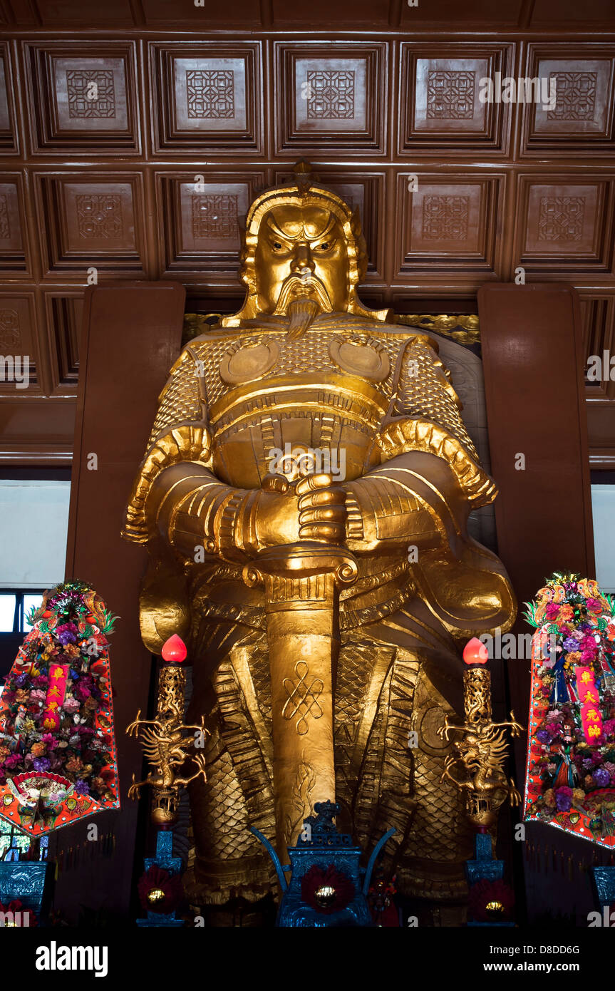 Statue of Che Kung at Che Kung Temple, Sha Tin, Hong Kong Stock Photo ...