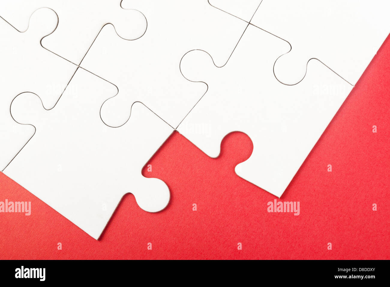 Assemble puzzles hi-res stock photography and images - Alamy