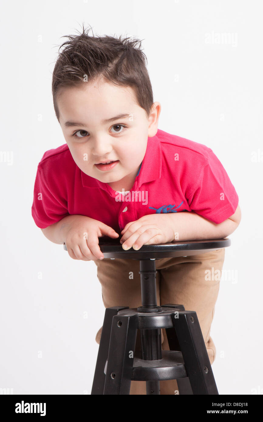 young boy playing Stock Photo - Alamy