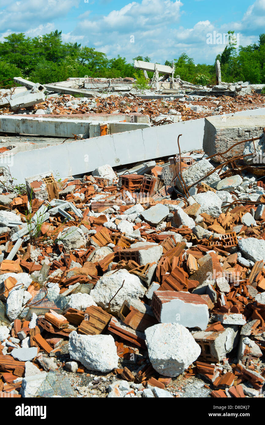 Ruin of a building architecture hi-res stock photography and images - Alamy