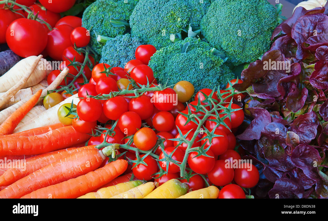 Fresh vegetables on the market Stock Photo - Alamy