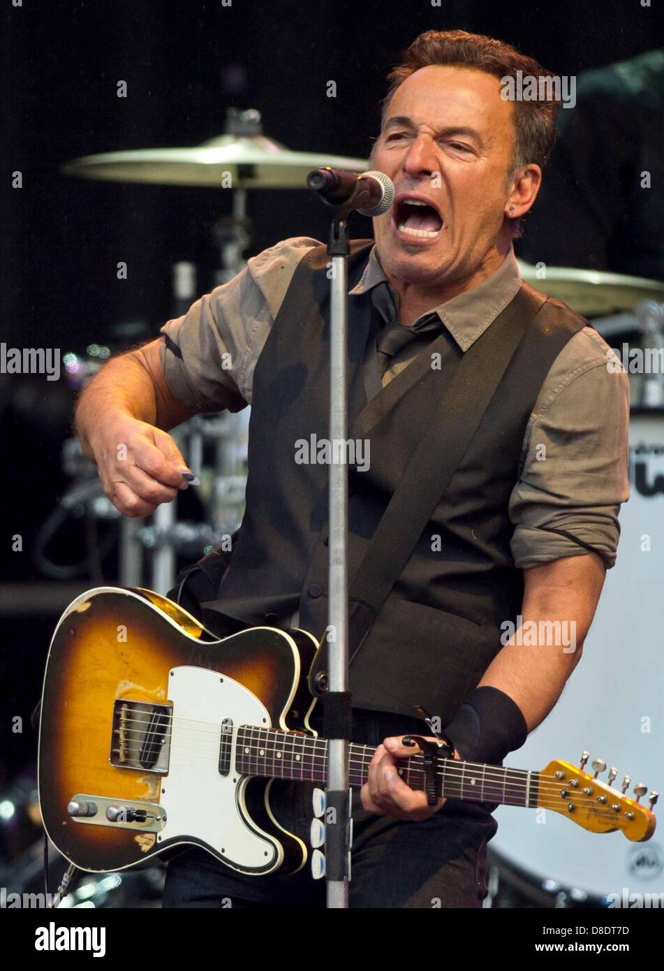 Munich, Germany. 26th May, 2013. American singer Bruce Springsteen ...