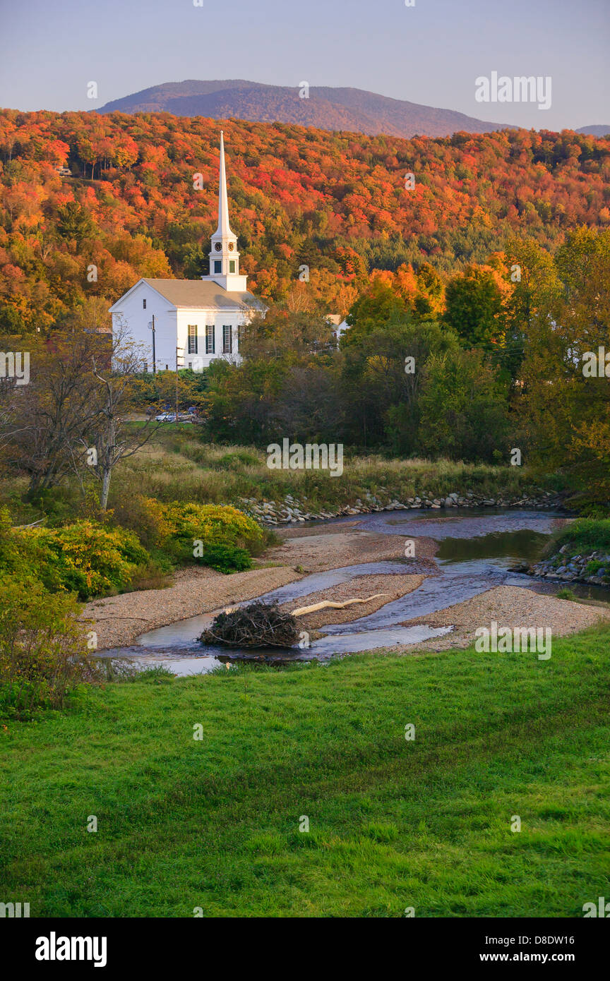 Fall Foliage and the Stowe Community Church, Stowe, Vermont, USA Stock ...