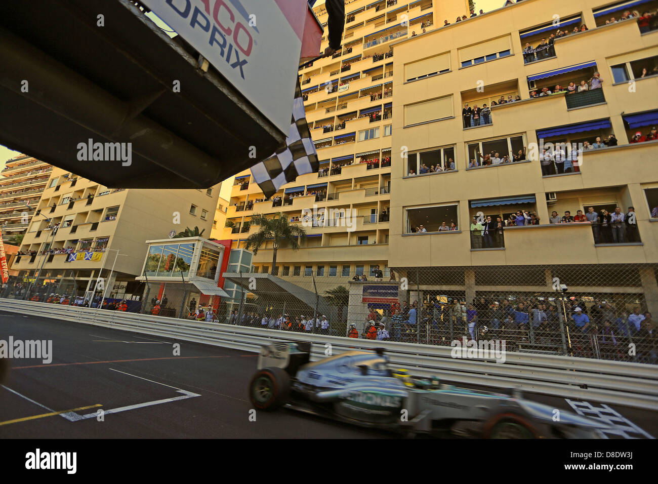 Formula 1 flag checkered flag hi-res stock photography and images - Alamy