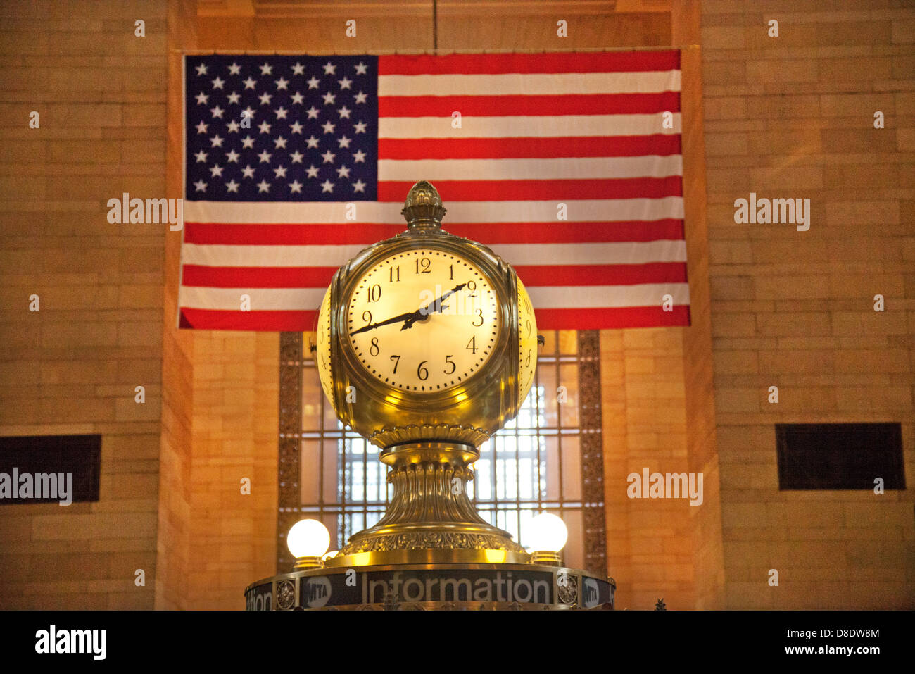 Grand Central Station clock Stock Photo - Alamy