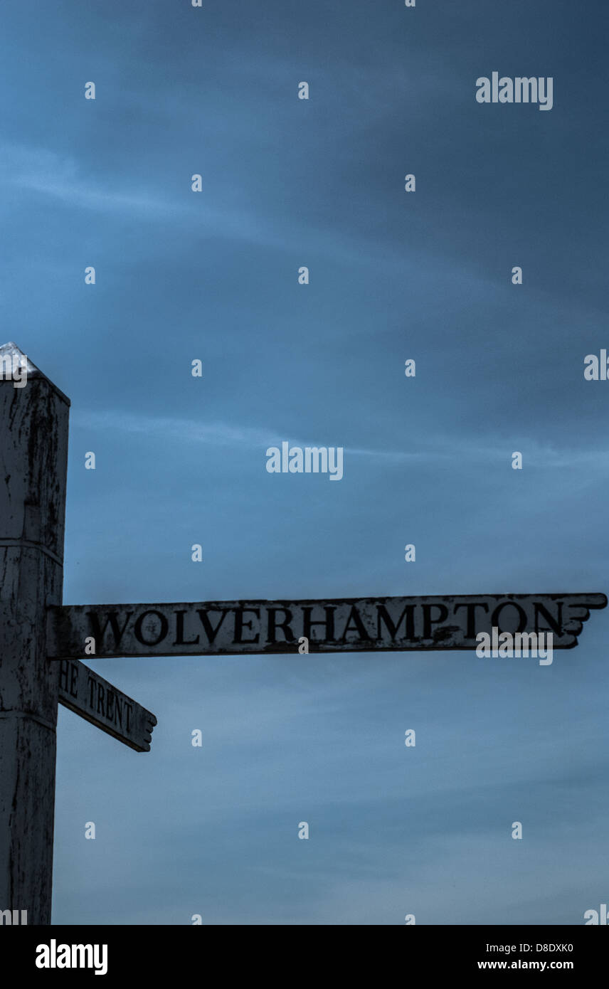 wooden sign post Stock Photo - Alamy