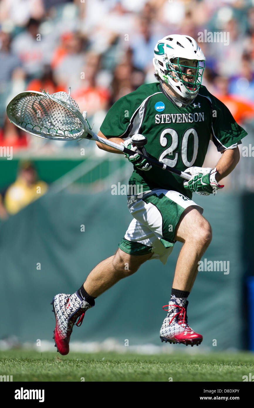 May 26, 2013: Stevenson Mustangs goalie Dimitri Pecunes (20) runs up ...